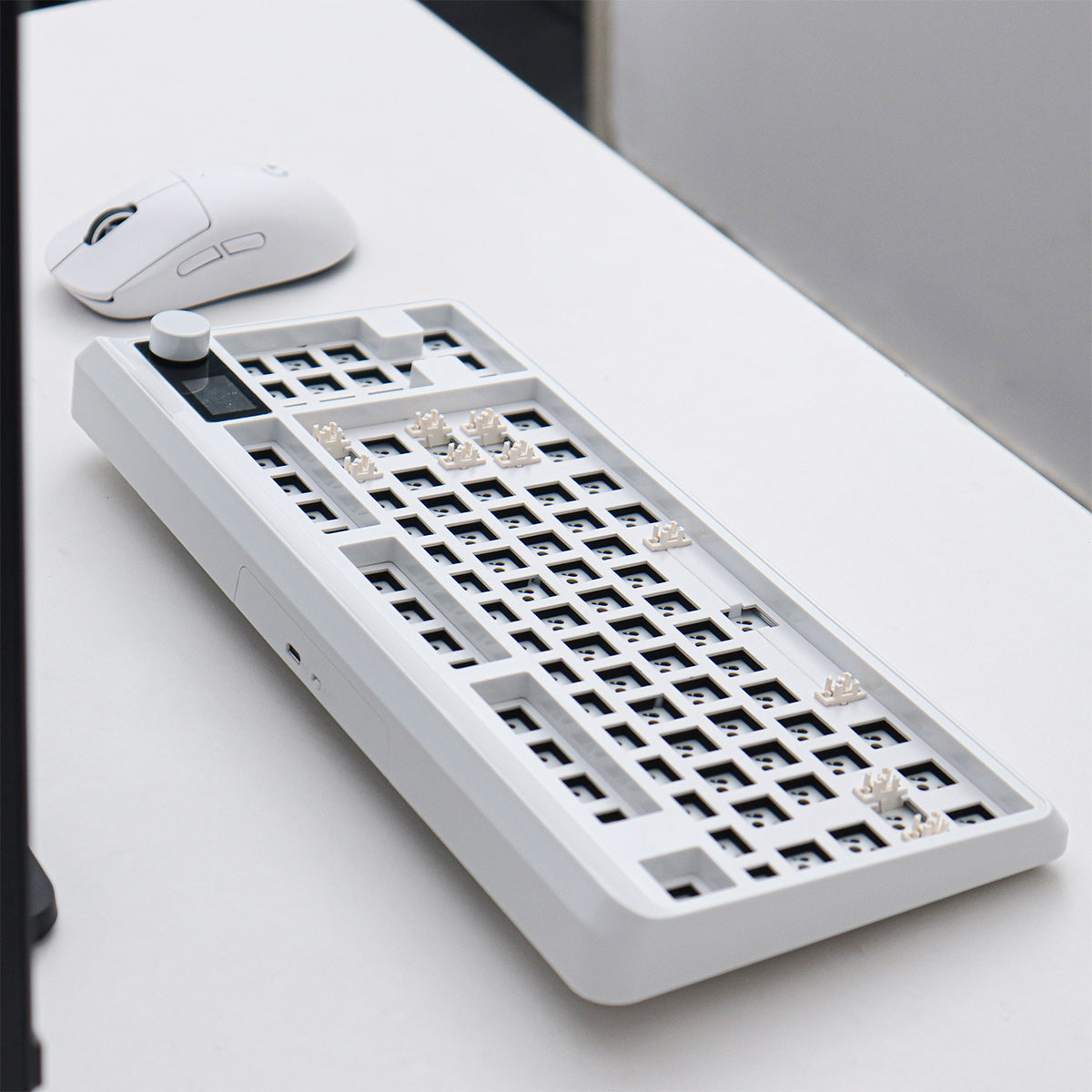 The Ultimate Guide to Custom Keyboard Cases: Where Style Meets Sound【1